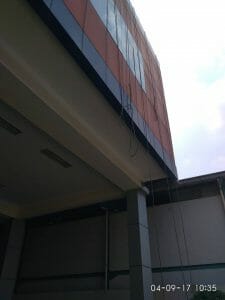 Cuci alucobond gedung dan kaca gedung Grakindo | Cuci Kaca